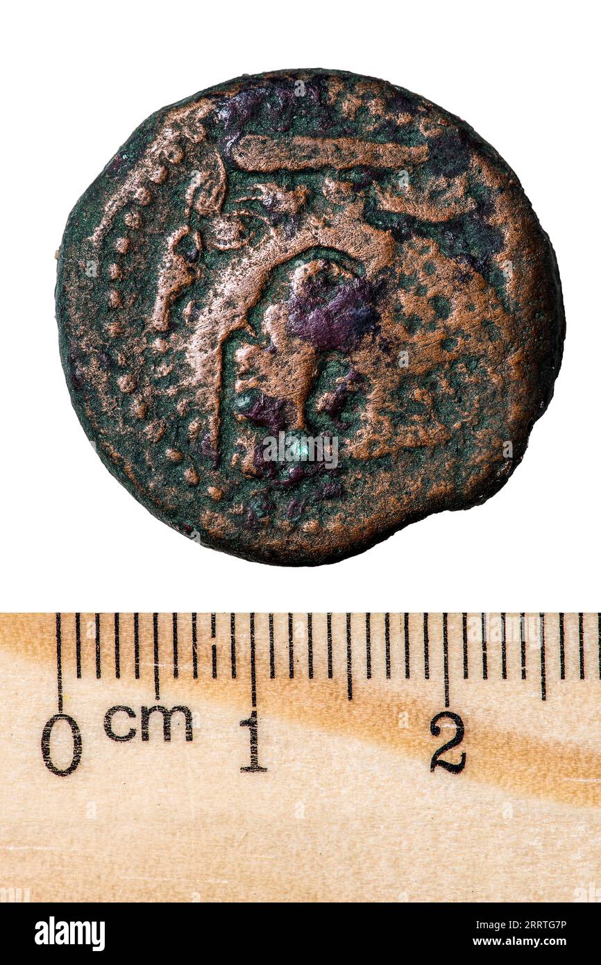 Spanish coin ancient hi-res stock photography and images - Alamy