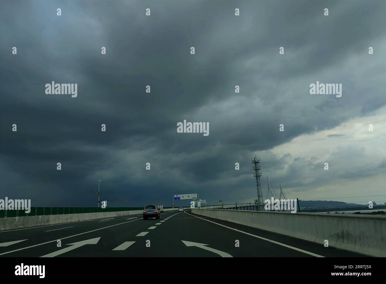 Super typhoon doksuri hi-res stock photography and images - Alamy