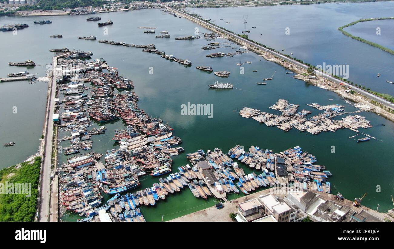 Super typhoon doksuri hi-res stock photography and images - Alamy