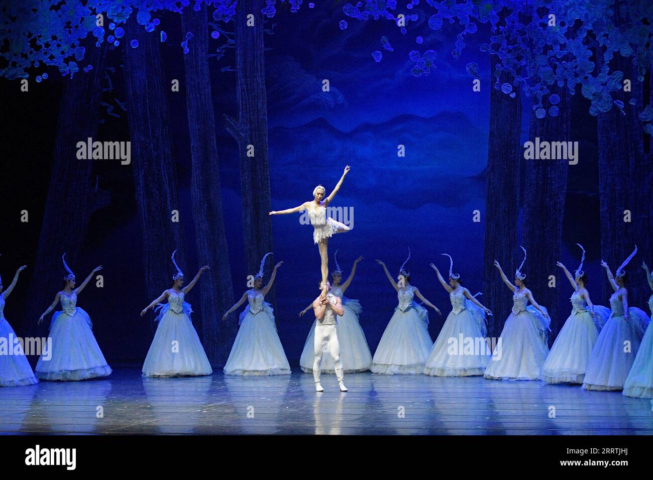 230728 -- SINGAPORE, July 28, 2023 -- Performers from an acrobatic ...