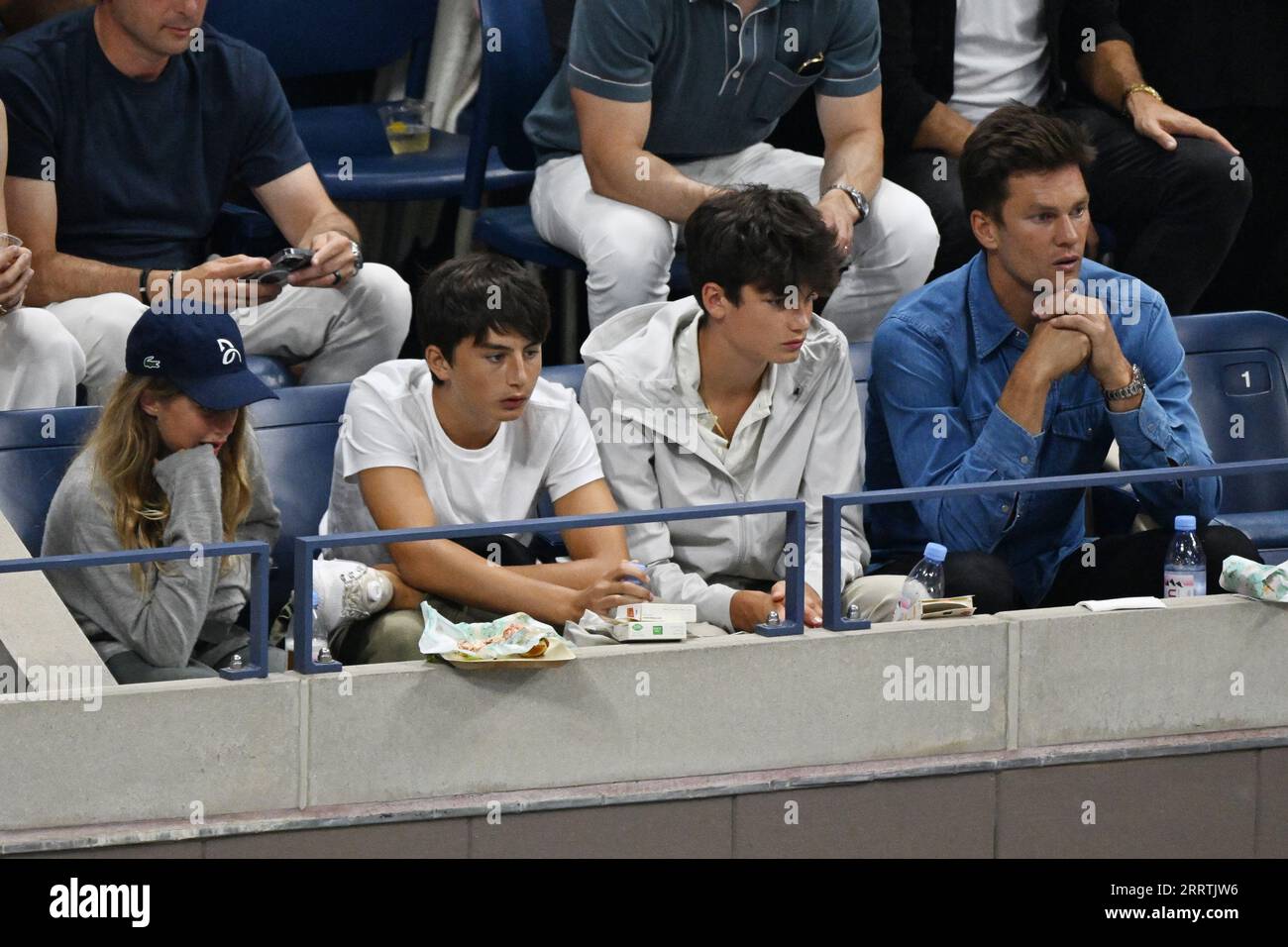 Flushing NY, USA. 08th Sep, 2023. **NO NY NEWSPAPERS** Jon Bon Jovi and his wife Dorothea Hurley ...