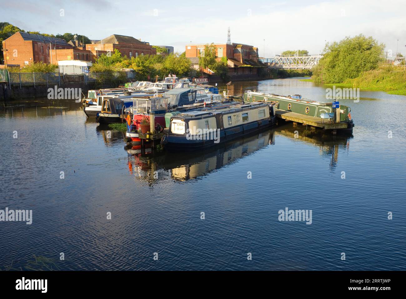 Moorings at Doncaster Wharf on the Sheffield and South Yorkshire ...