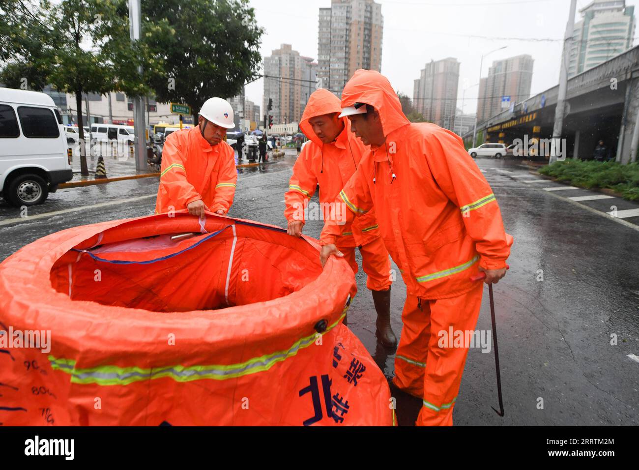 Flood control facility hi-res stock photography and images - Alamy
