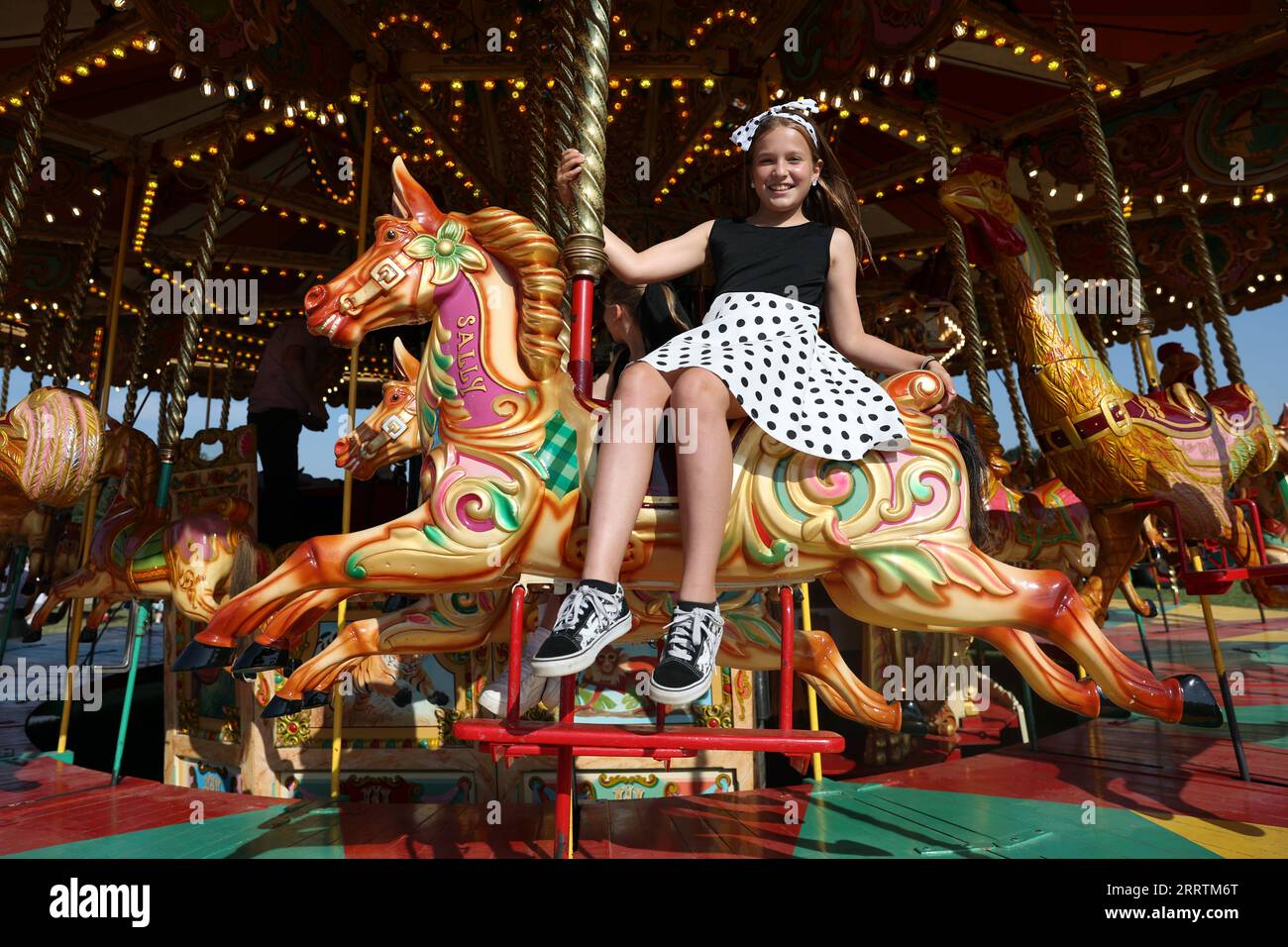 Vintage funfair hi-res stock photography and images - Alamy