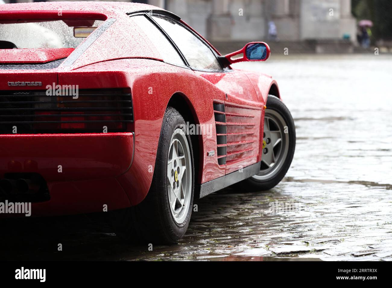 An Exquisite Print of the Iconic Ferrari Testarossa Stock Photo - Alamy