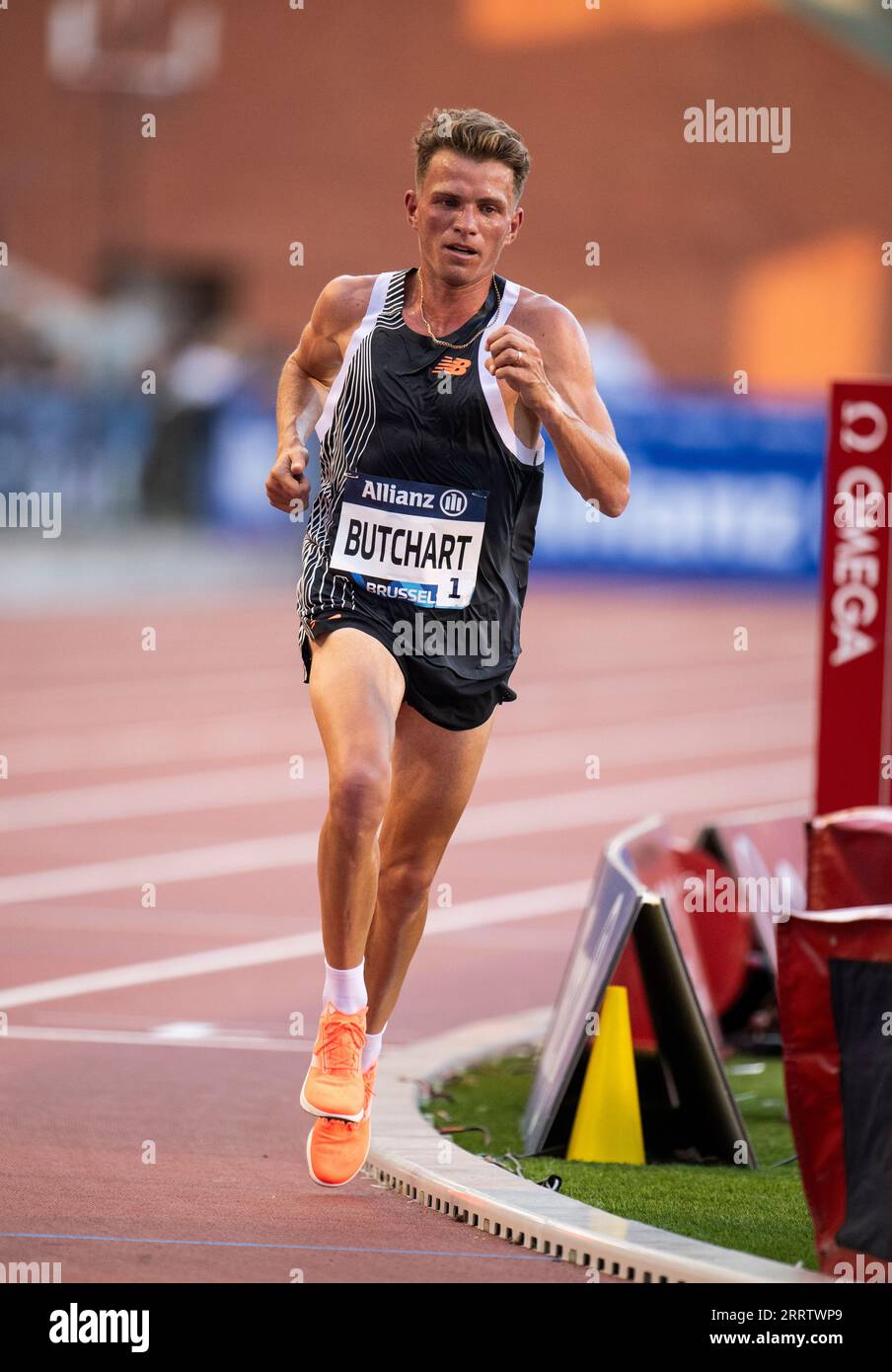 Andrew Butchart of GB & NI competing in the men’s 10,000m at the ...