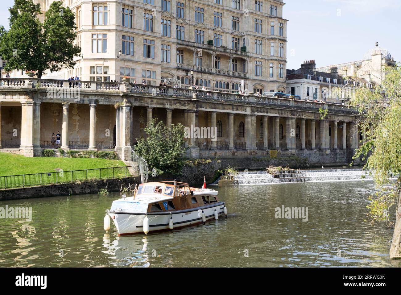 Bath UK, 9th September 2023. UK Weather. Tourists and locals flocked to ...