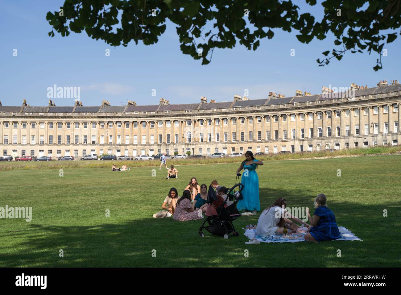 Bath UK, 9th September 2023. UK Weather. Tourists and locals flocked to ...