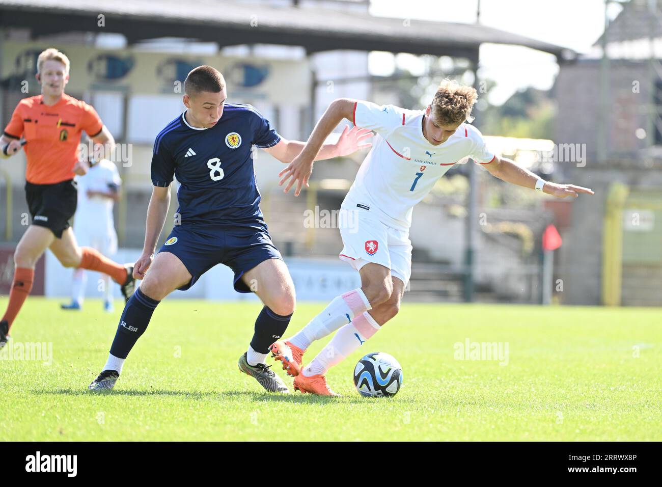 Hasselt, Belgium. 09th Sep, 2023. Zander MacKenzie of Scotland battles ...