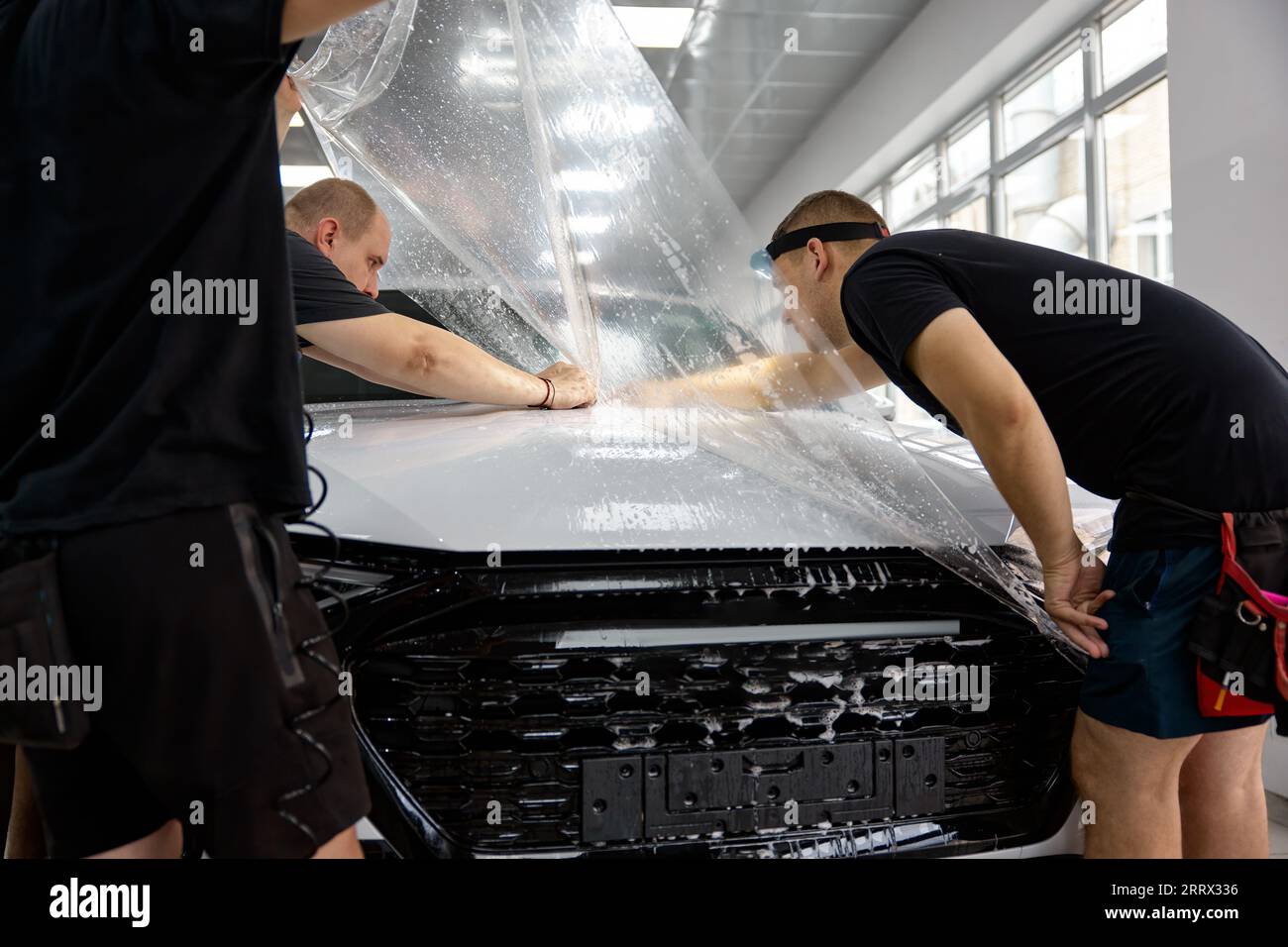 Team car wrapping hi-res stock photography and images - Alamy