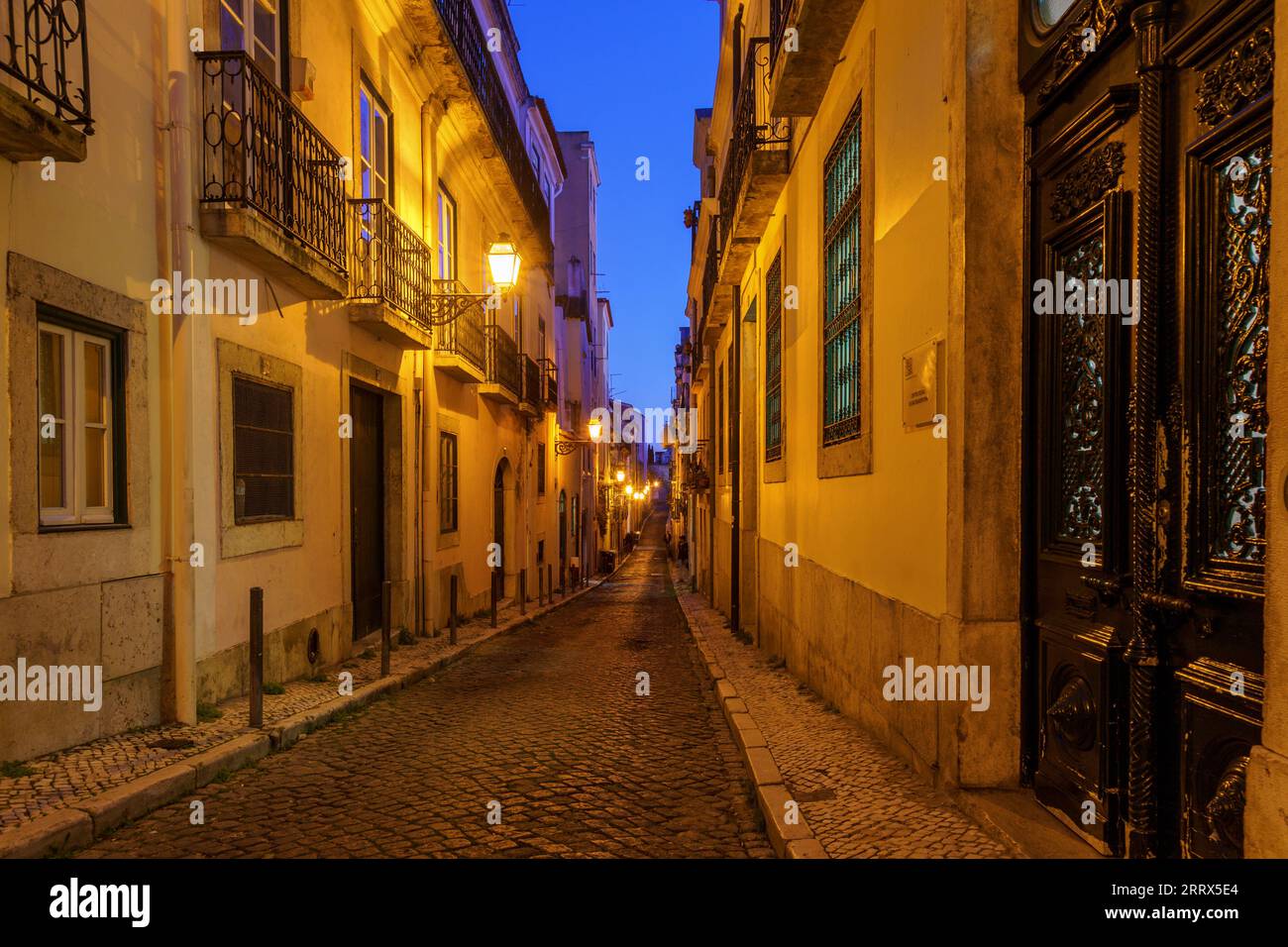 Portuguese city hi-res stock photography and images - Alamy