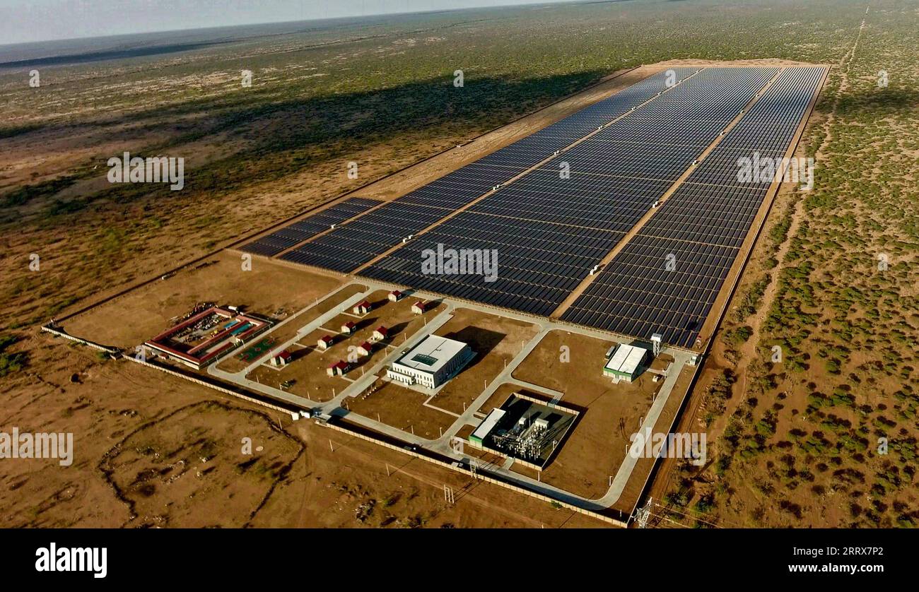 Garissa solar power plant hi-res stock photography and images - Alamy
