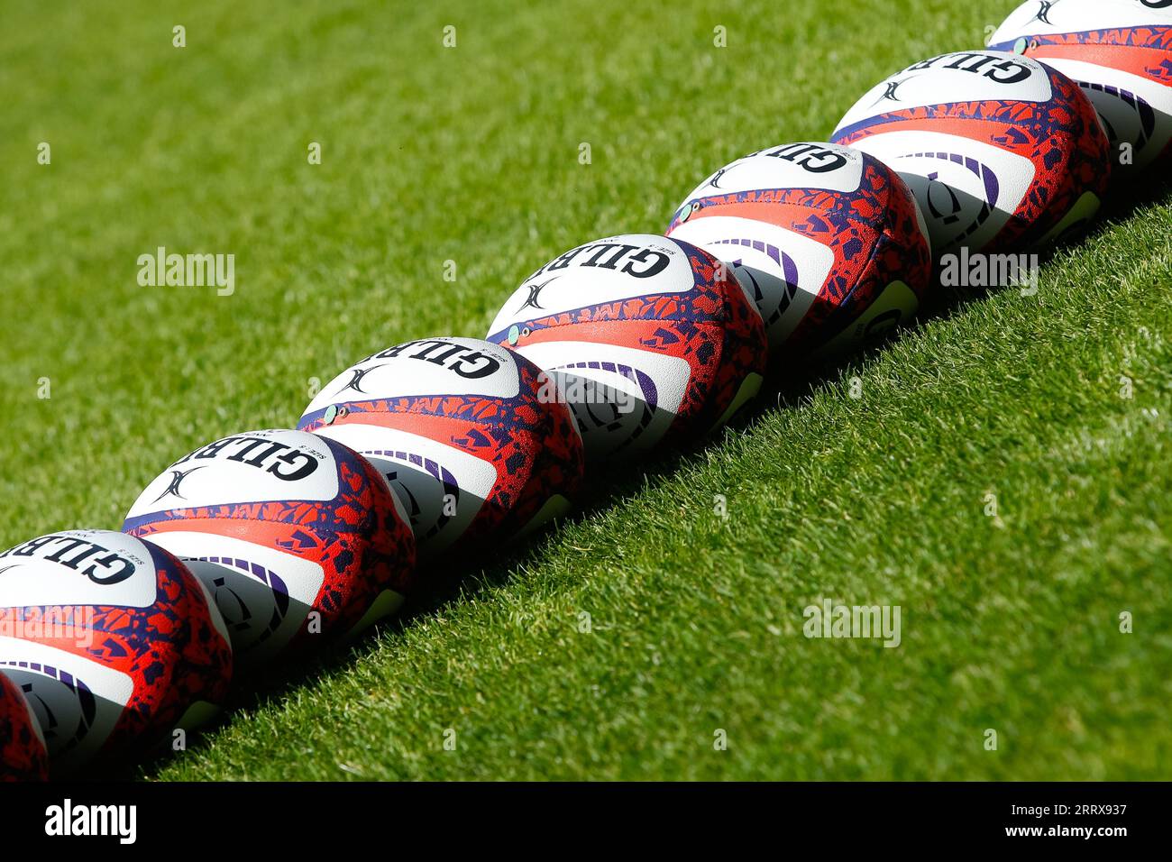 Official gilbert rugby balls hi-res stock photography and images - Alamy