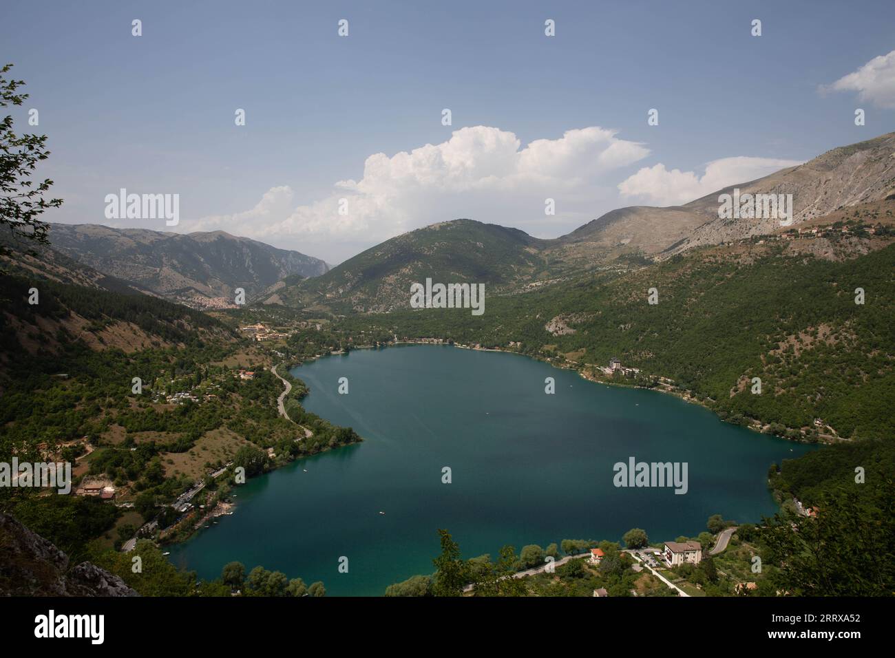 Lake of Scanno during daylight Stock Photo - Alamy