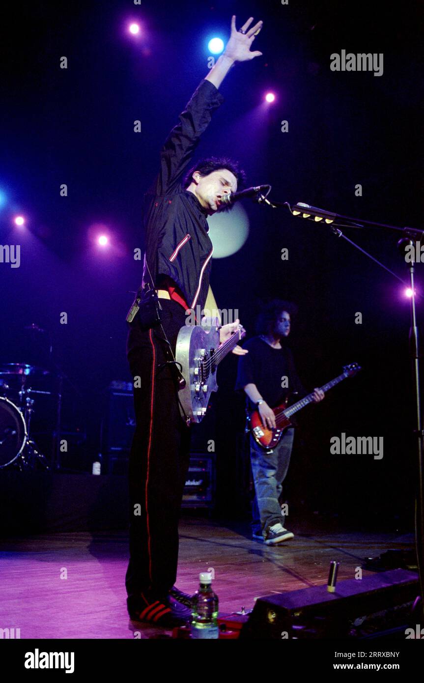Muse 2001 hi-res stock photography and images - Alamy