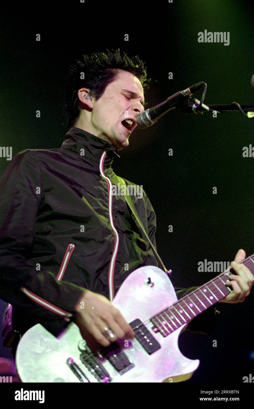 Muse 2001 hi-res stock photography and images - Alamy
