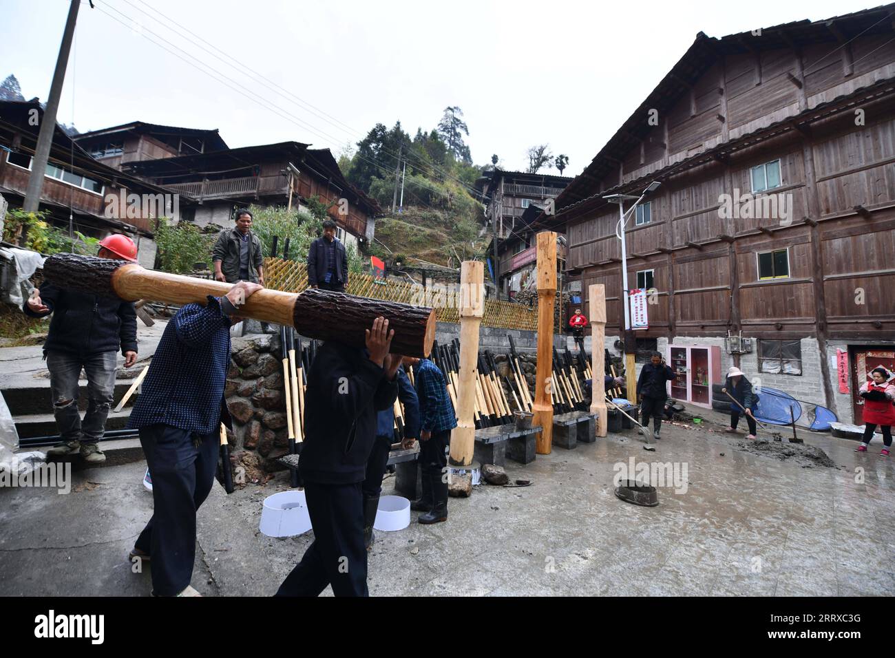 3 hammers hi-res stock photography and images - Alamy