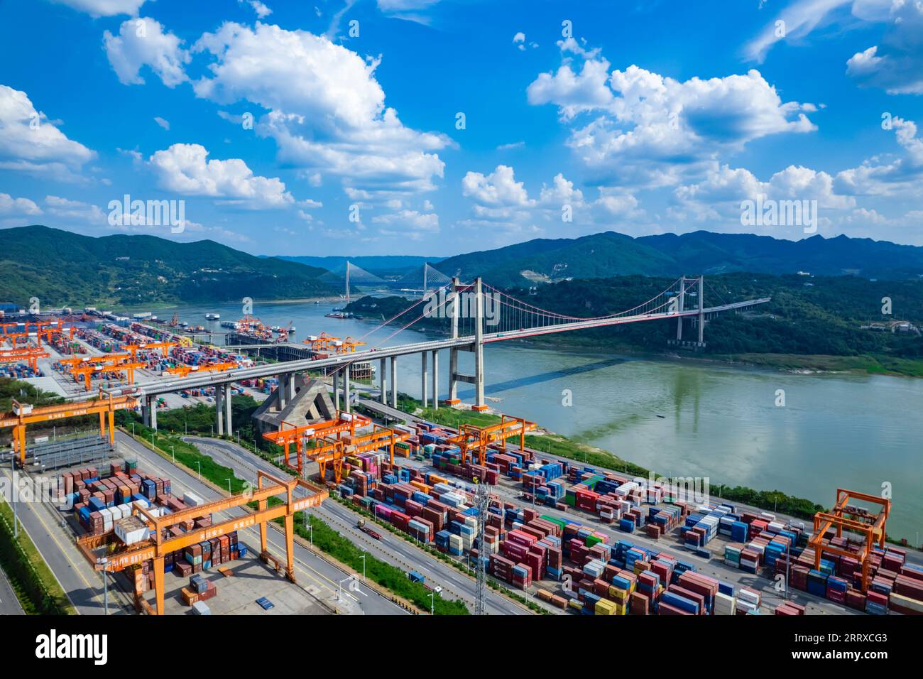Largest inland hi-res stock photography and images - Alamy