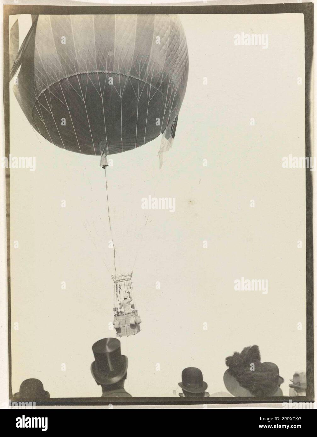 The Third Gordon Bennett Balloon Race, 10-Oct-1908 , the world's oldest ...
