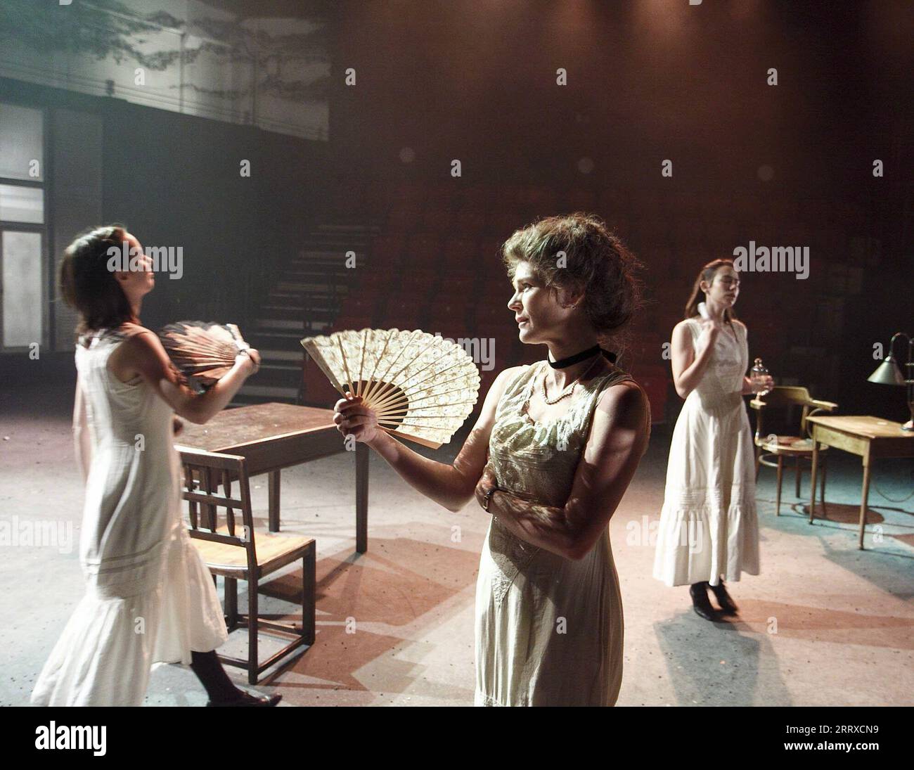 l-r: Kate O'Flynn (Anastasia Romanov), Clare Holman (Alix Romanov ...