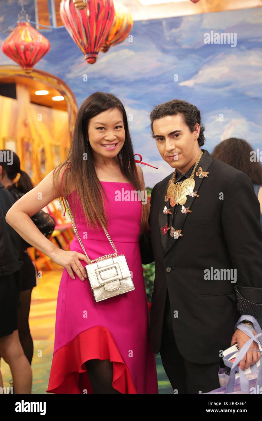 Jennifer su hi-res stock photography and images - Alamy