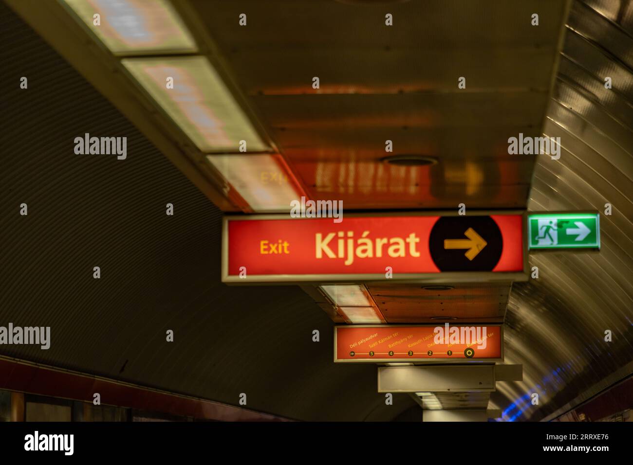 A picture of the interior of a Budapest subway station Stock Photo - Alamy