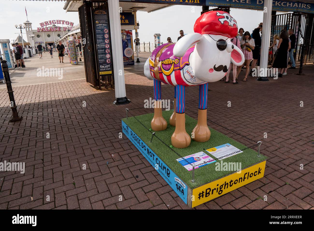 360 hotel brighton hi-res stock photography and images - Alamy