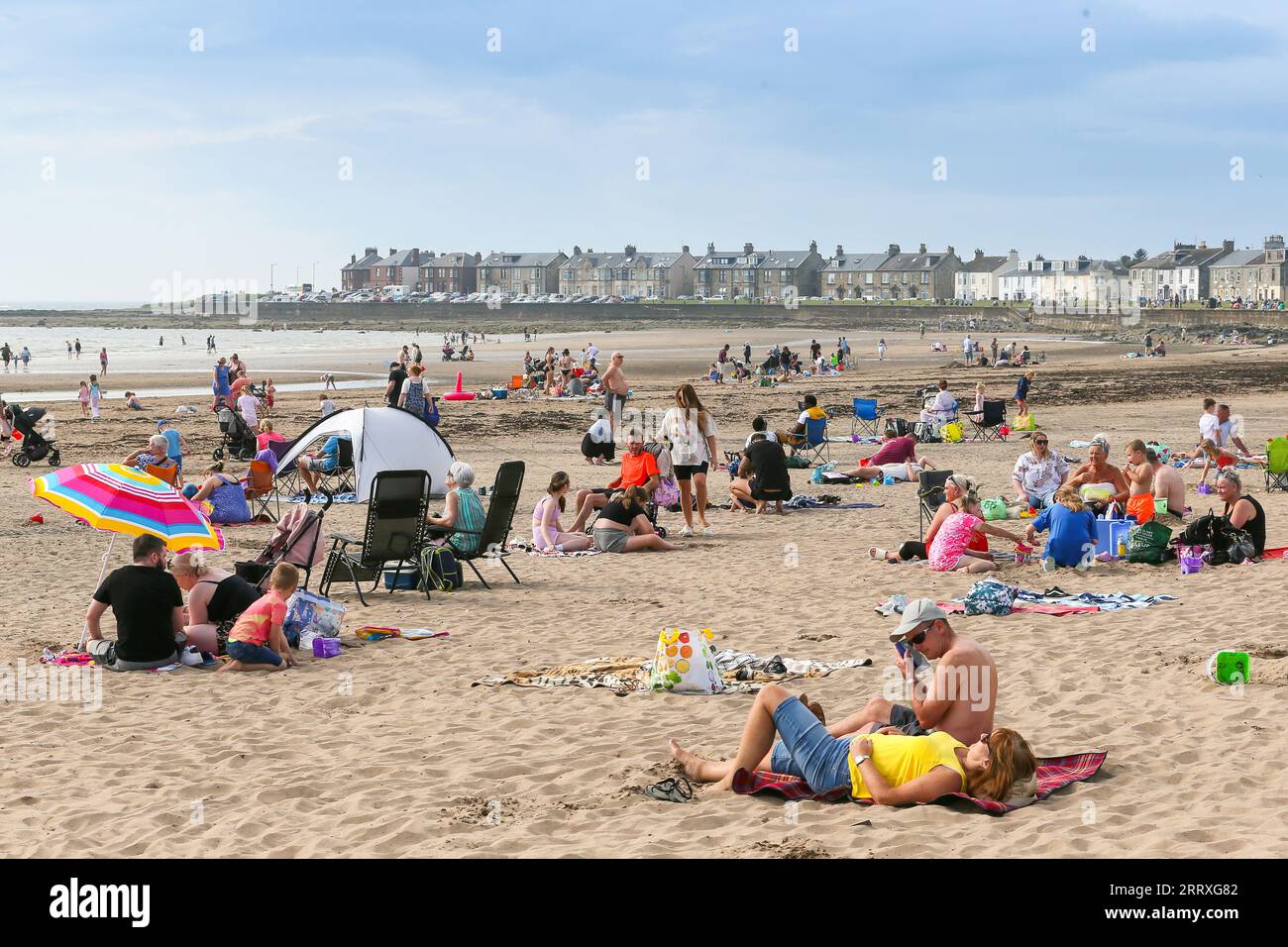 Troon, UK. 08th Sep, 2023. Forecasted high temperature encouraged ...