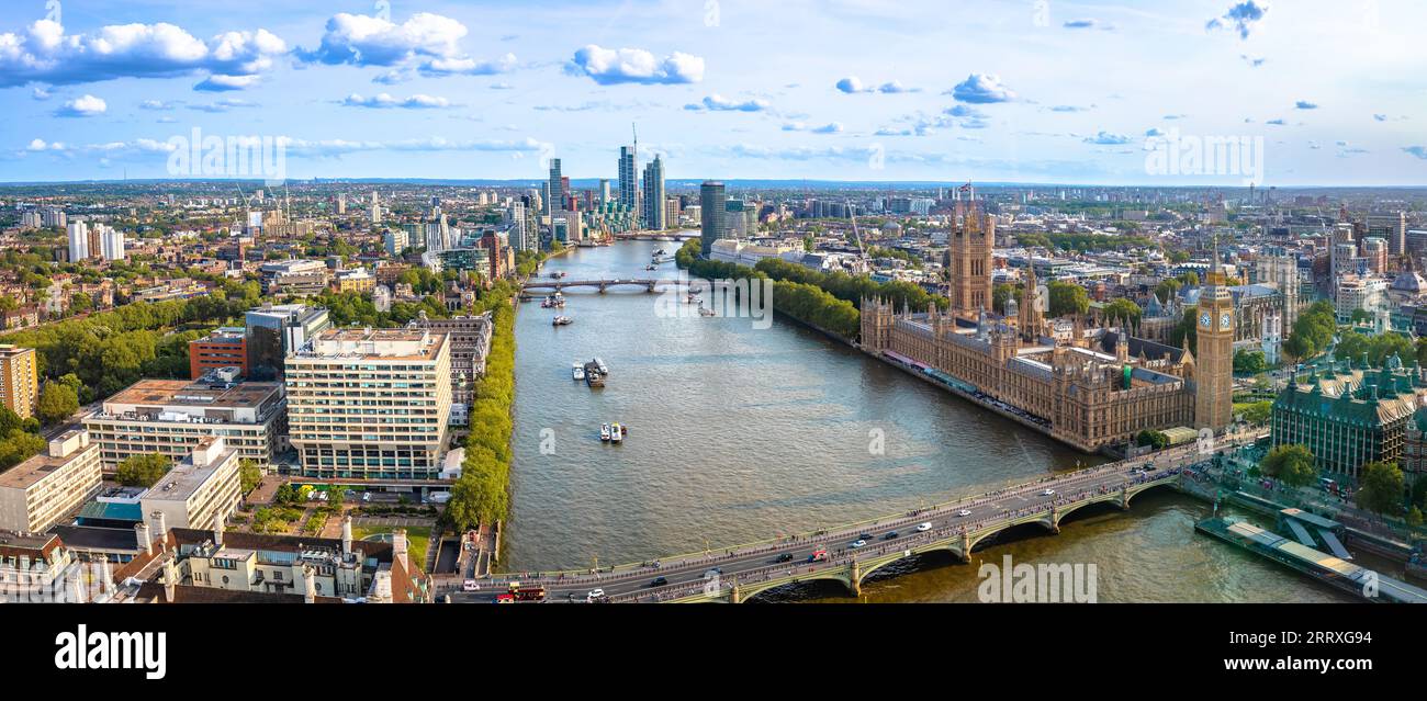 Westminster Big Ben and Thames riverfront panoramic view in London ...