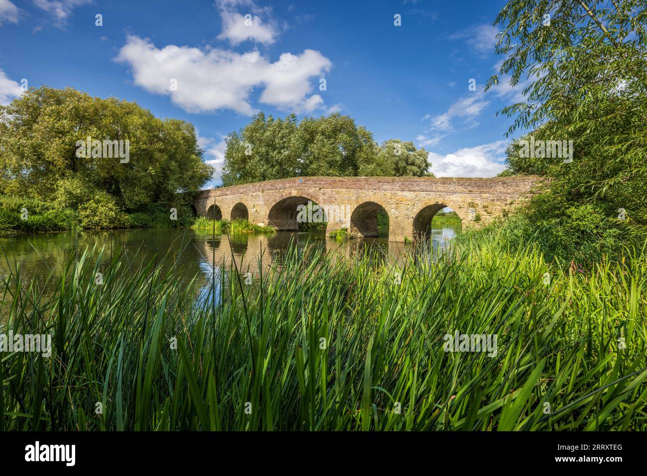 Medieval bridge river avon hi-res stock photography and images - Alamy