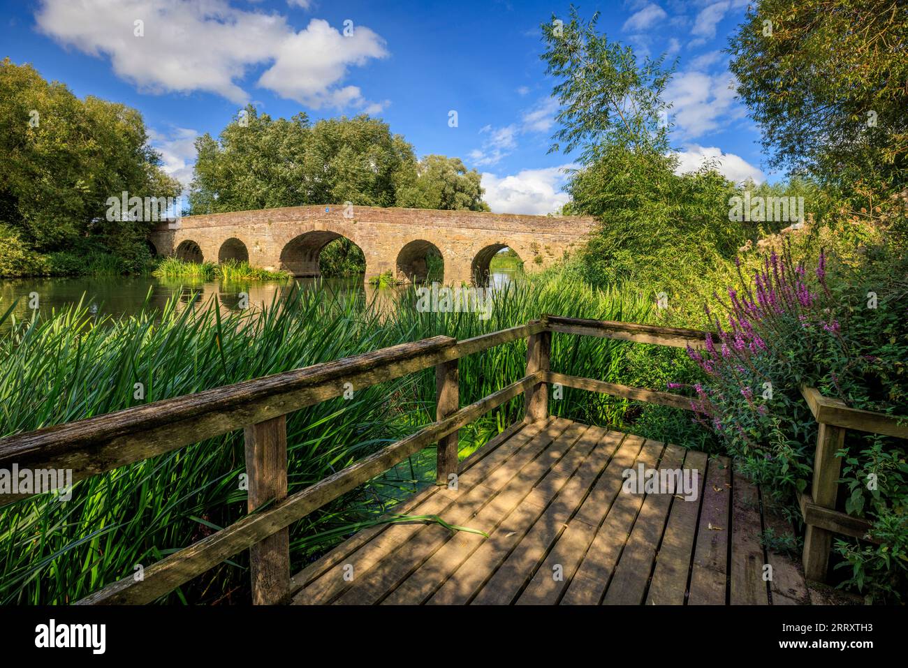 Pershore Old Bridge over the River Avon, Worcestershire, England Stock ...