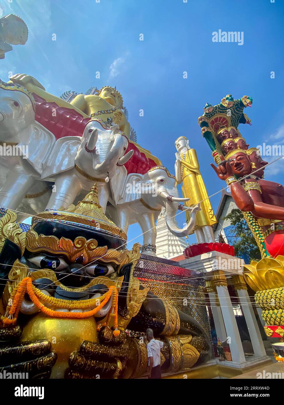 Wat Khun Chan. Wat Waramartaya Punthasatharam. This place is ...