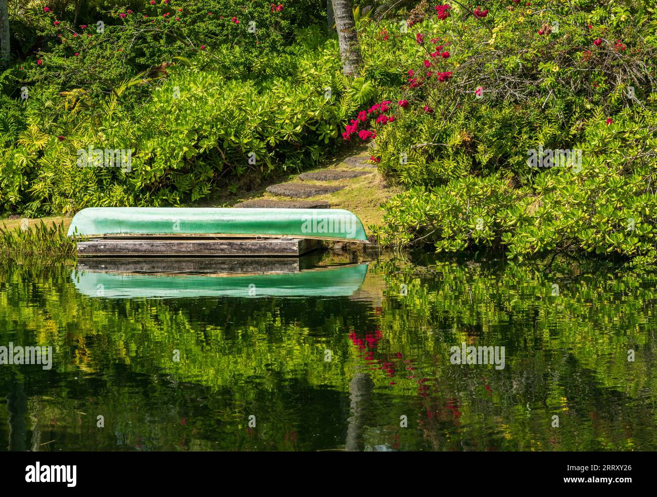 Reflections on the dockside hi-res stock photography and images - Alamy