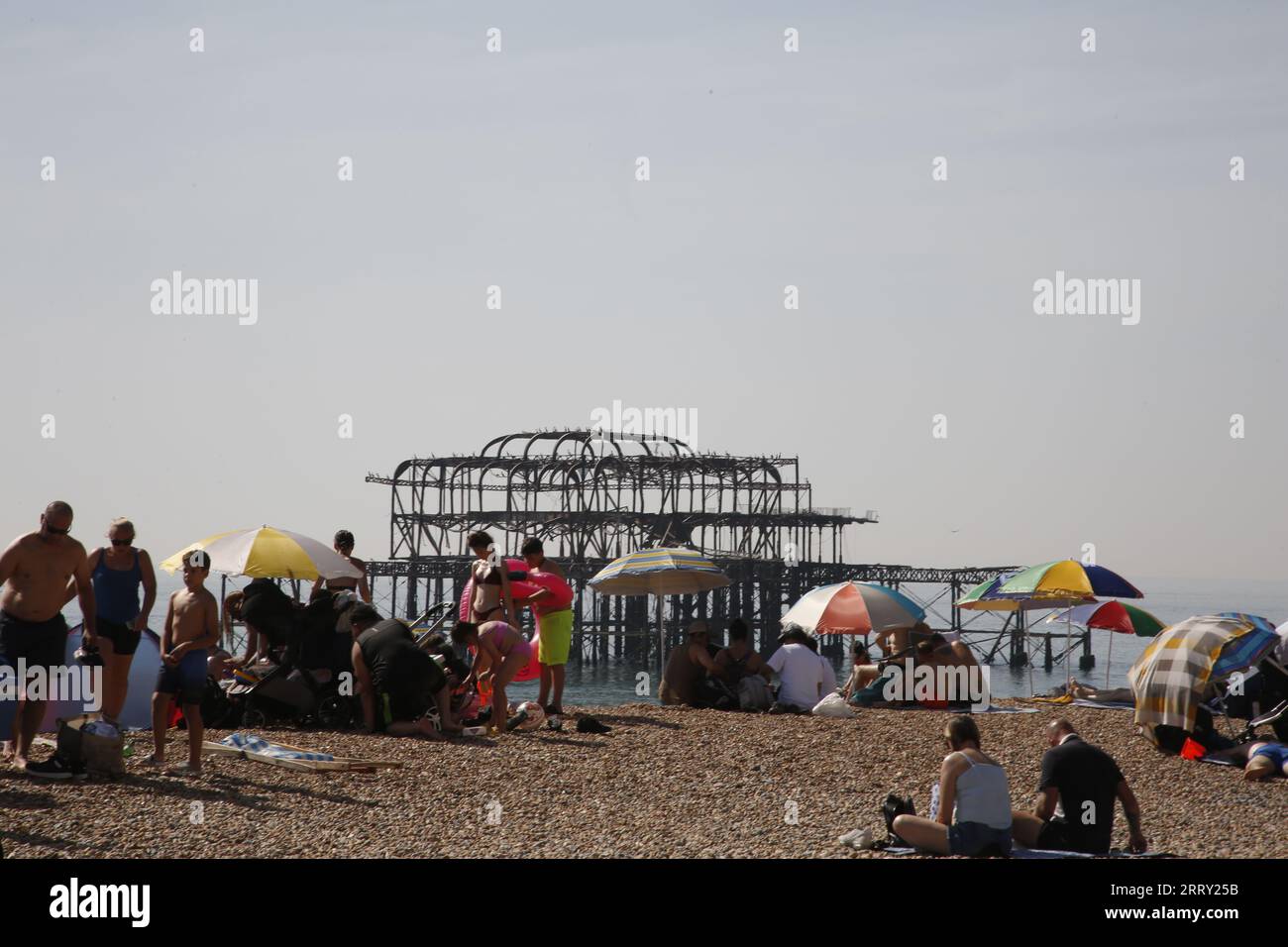 Brighton, Sussex, UK. 09/09/2023 As a heatwave continues to hit the UK ...