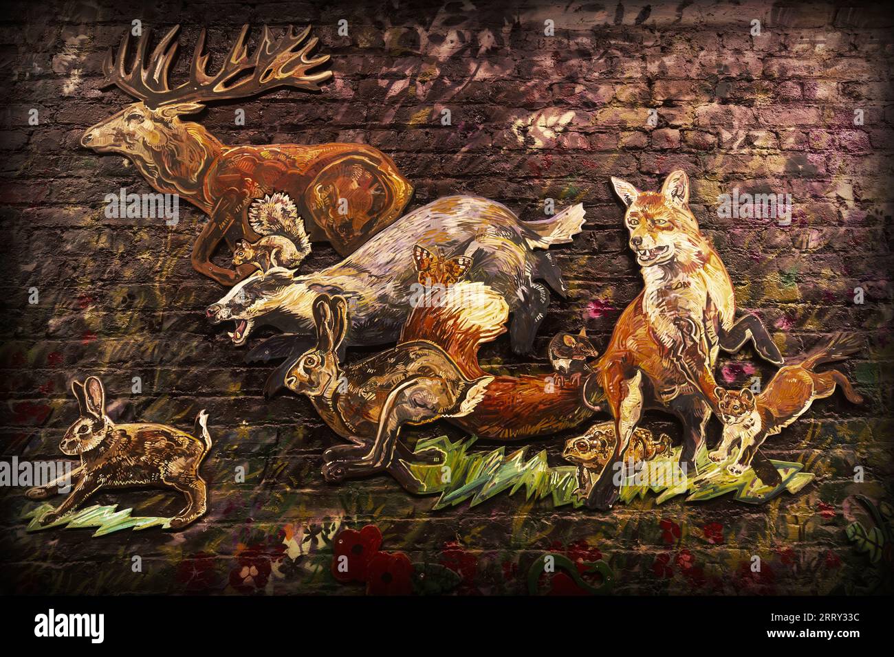 From Dark to Dazzling: The Colinton Tunnel Mural Project Stock Photo - Alamy