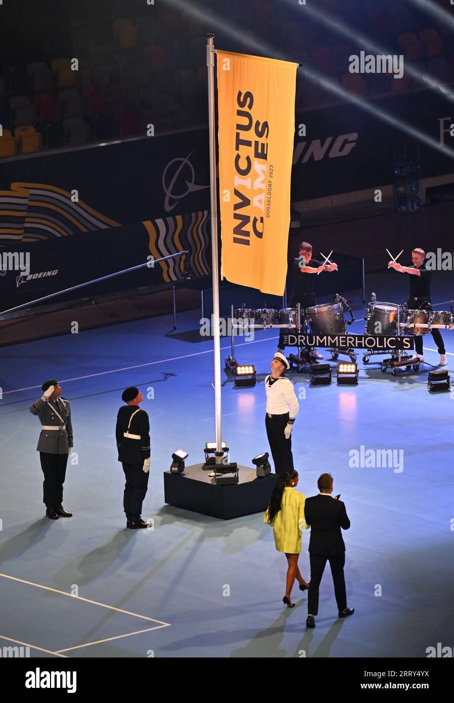 Duesseldorf, Germany. 09th Sep, 2023. Soldiers salute the Invictus ...