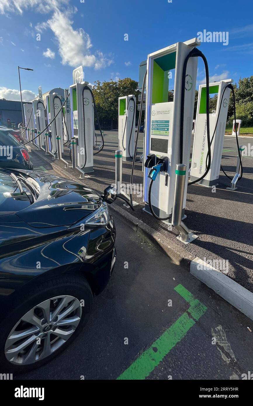 Gridserve electric charger hi-res stock photography and images - Alamy