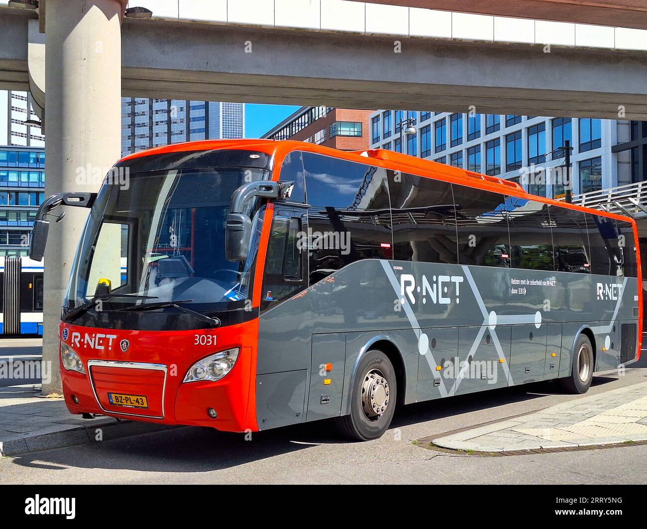 Scania Higer A30 in R-NET colors runned by Oostenrijk at Amsterdam ...