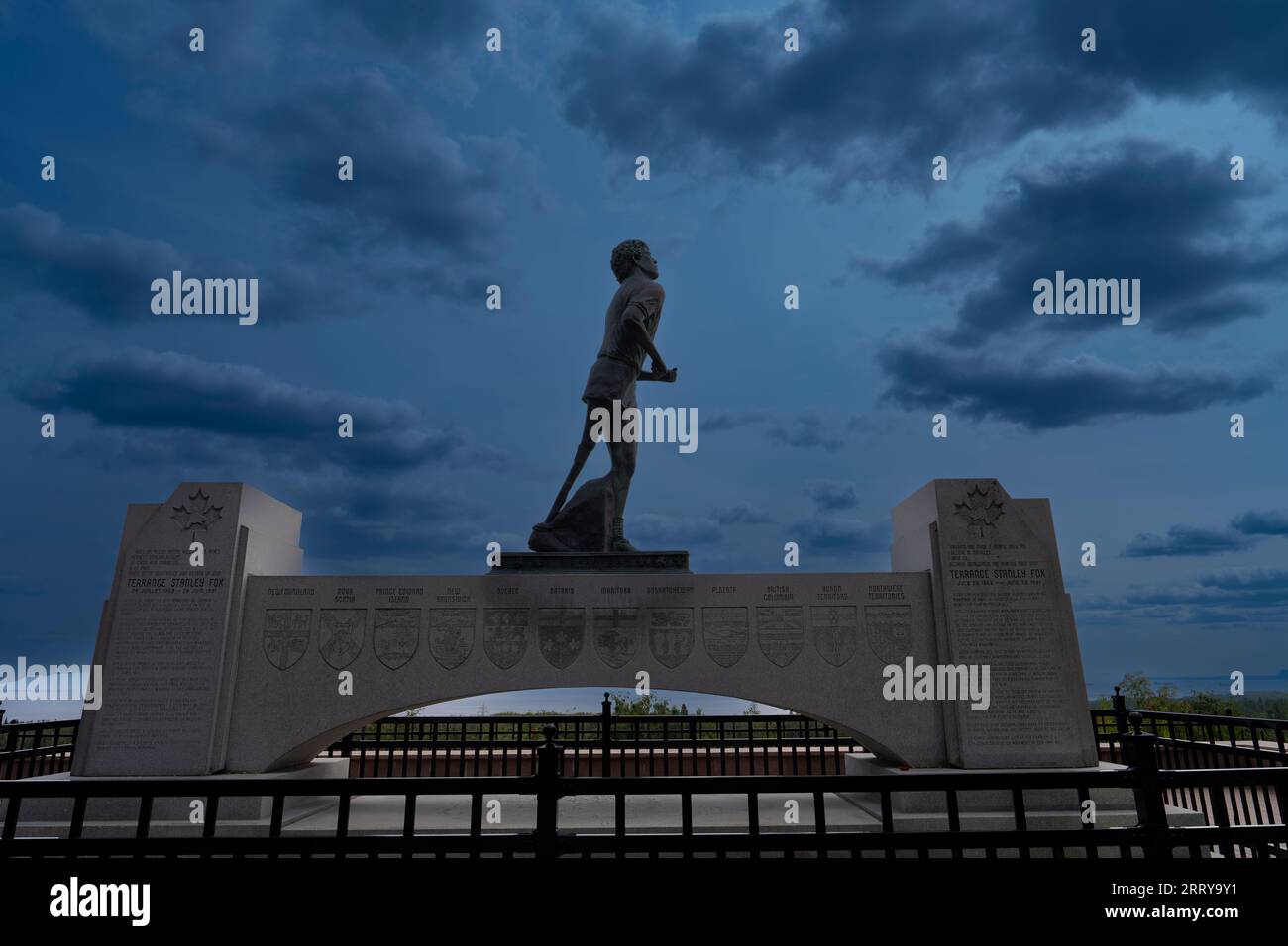 Terry Fox (1958-1981) Monument on the shore of Lake Superior in Thunder ...