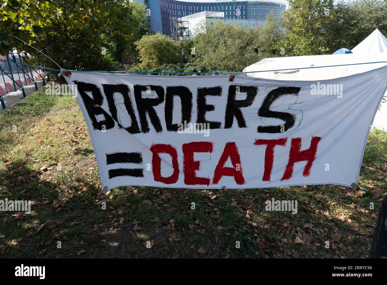 London, UK. 9 September, 2023. Anti-war activists protest and attempt ...