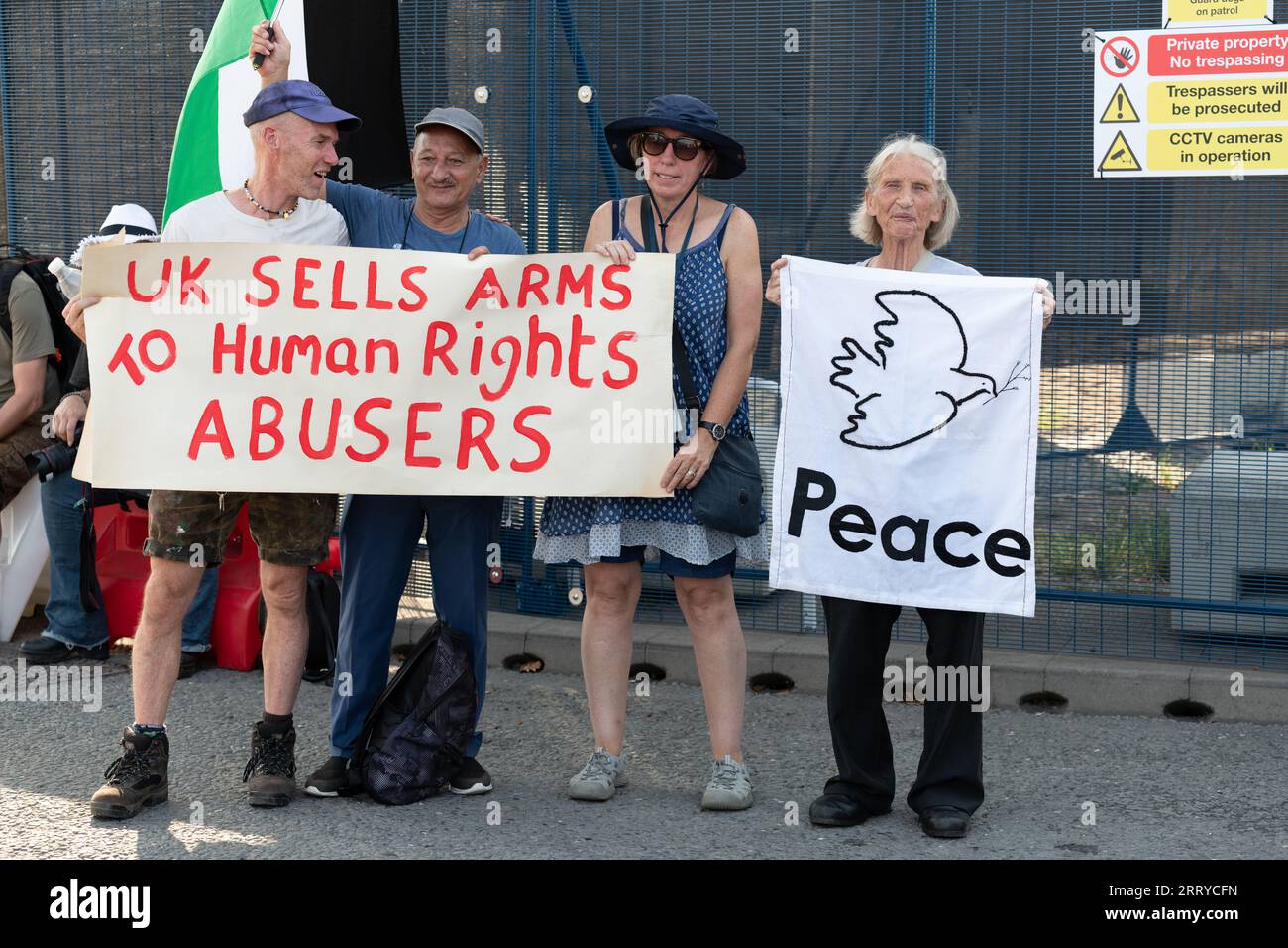 London, UK. 9 September, 2023. Anti-war activists protest and attempt ...