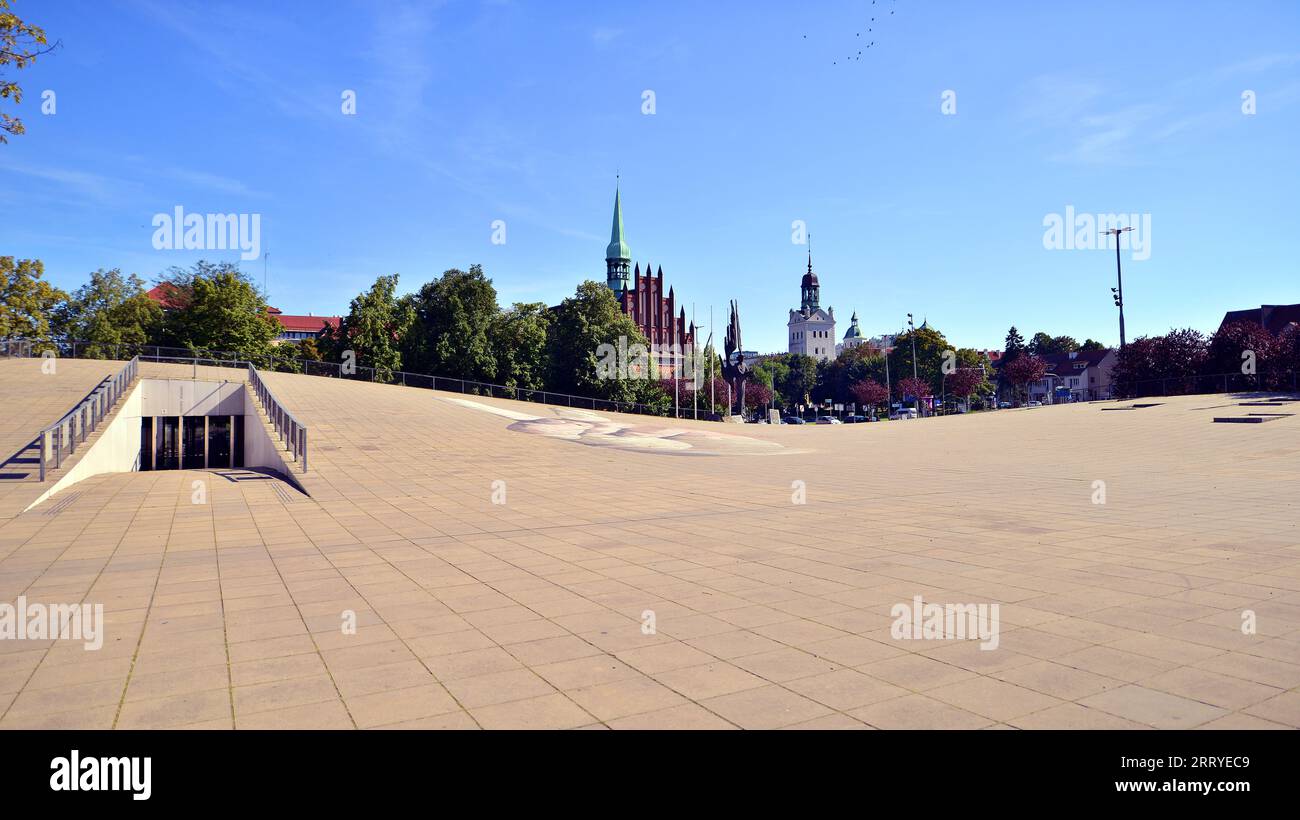 Dialogue center breakthroughs hi-res stock photography and images - Alamy