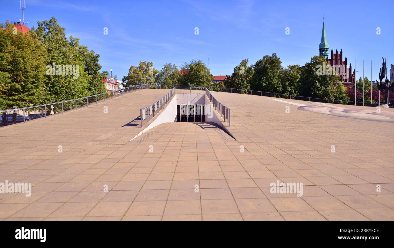 Dialogue center breakthroughs hi-res stock photography and images - Alamy
