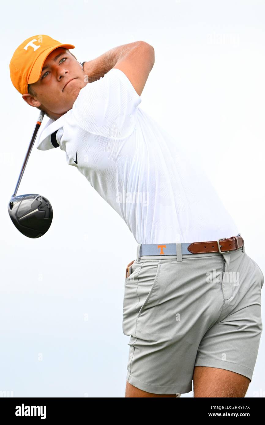 Tennessee's Lance Simpson competes in the NCAA Visit Knoxville ...