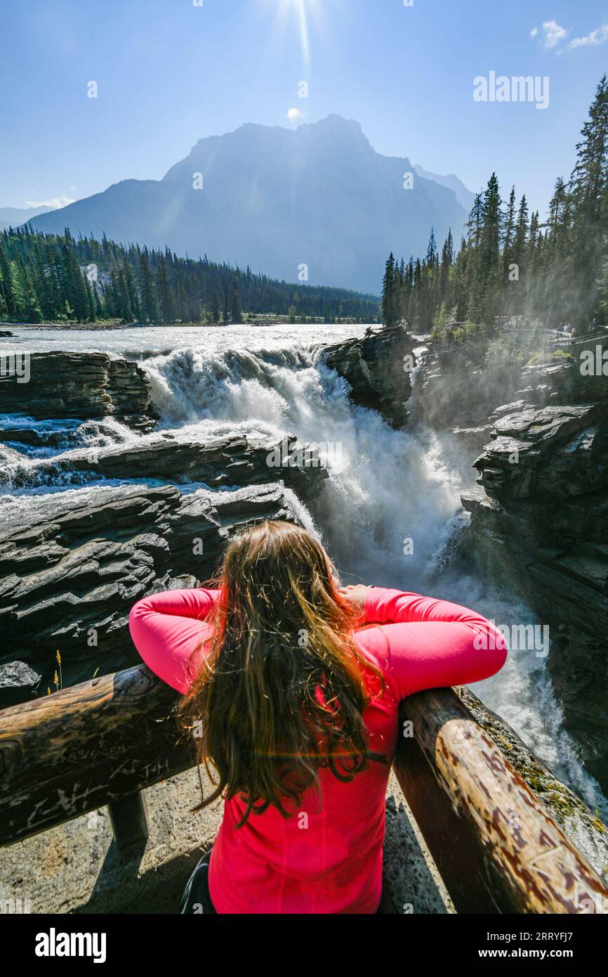 Waterfall athabasca falls hi-res stock photography and images - Alamy