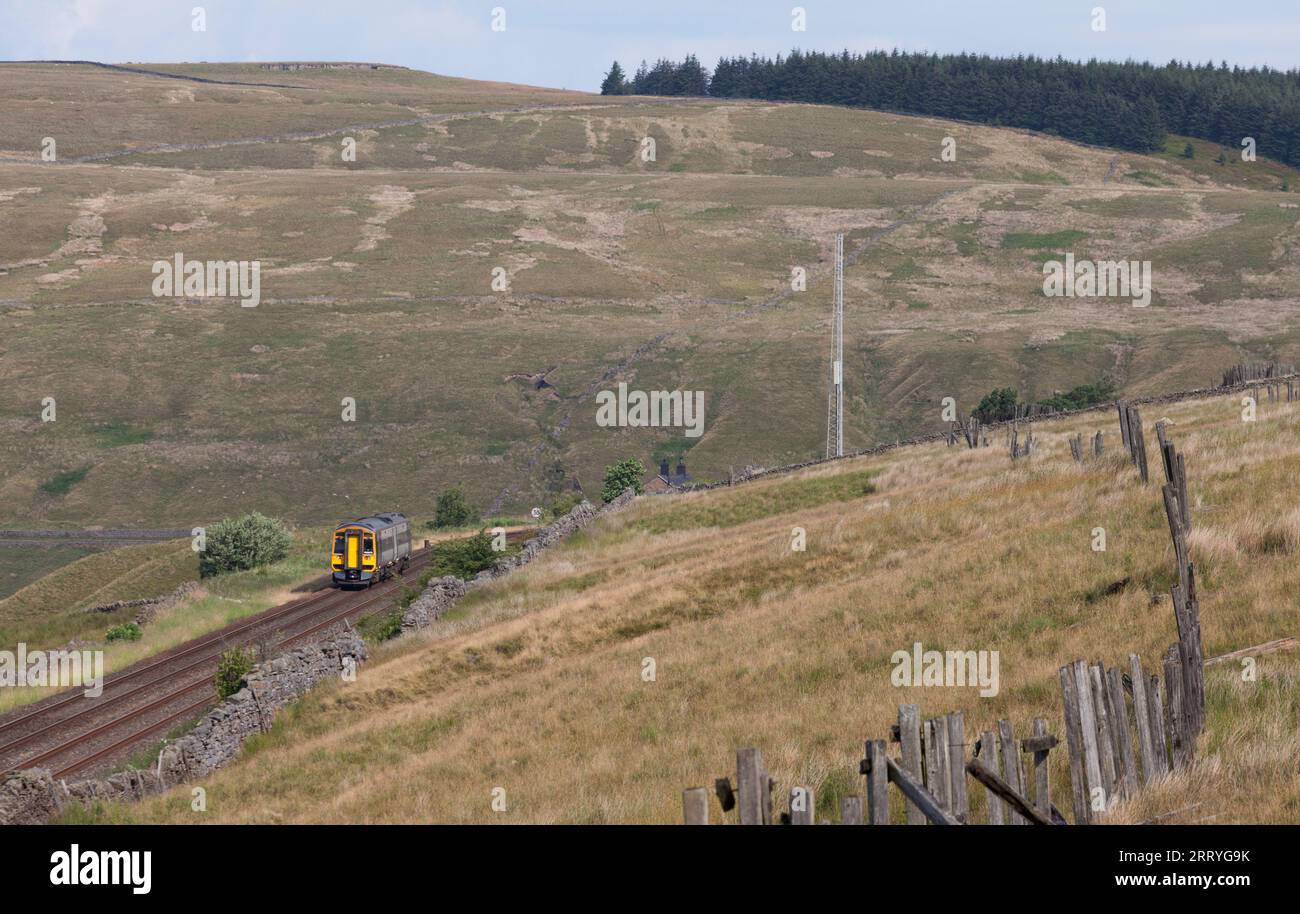 Northern Rail class 158 diesel multiple unit train in Dentdale, Cumbria ...