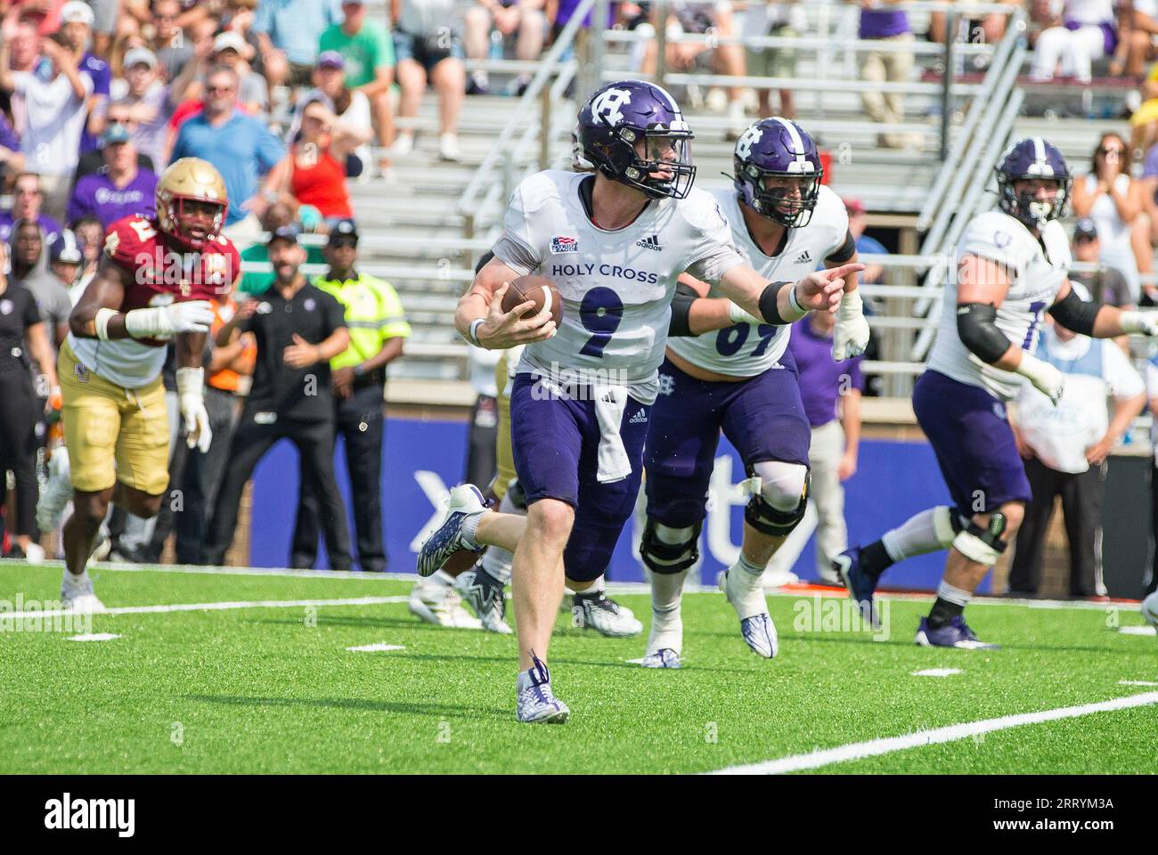 CHESTNUT HILL, MA - SEPTEMBER 09: Holy Cross Crusaders quarterback ...