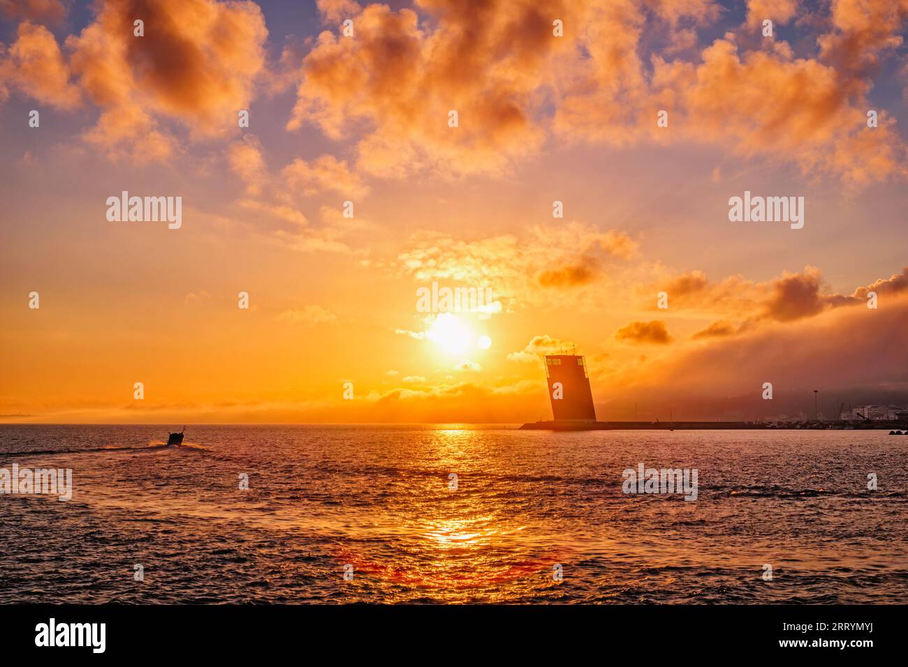 Vts control tower hi-res stock photography and images - Alamy