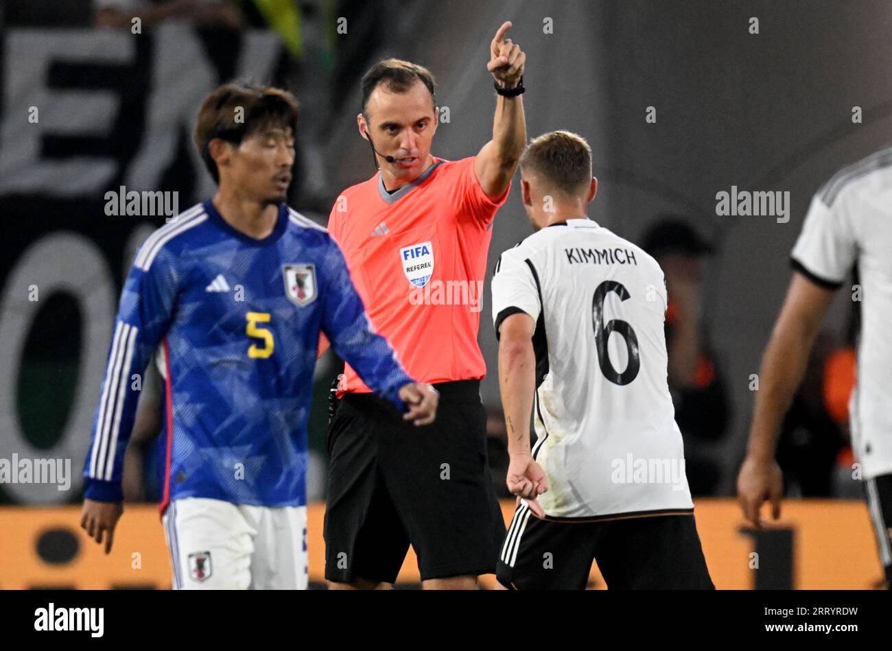 Referee joao hi-res stock photography and images - Alamy