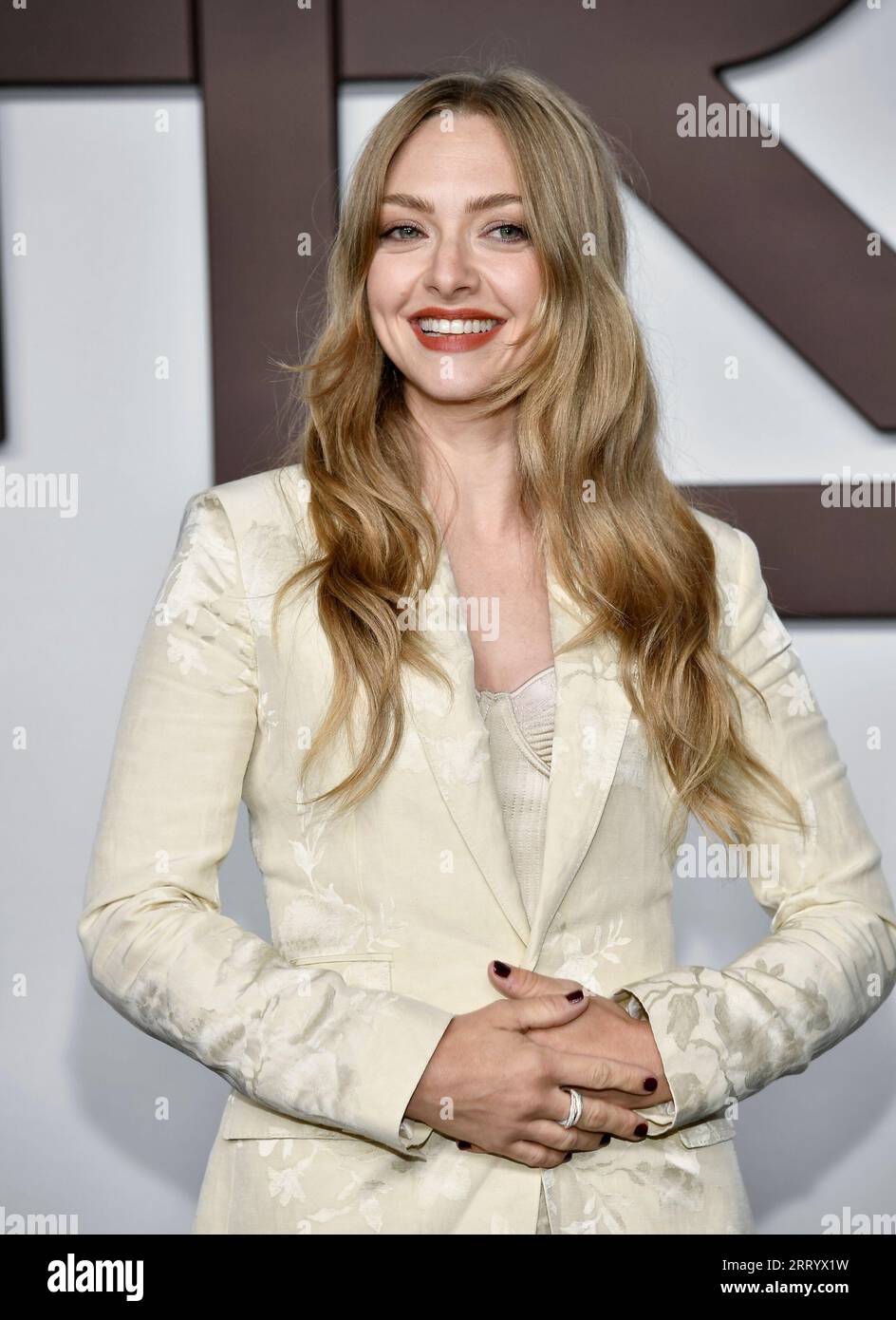 Amanda Seyfried attends the Ralph Lauren Spring/Summer 2024 fashion ...